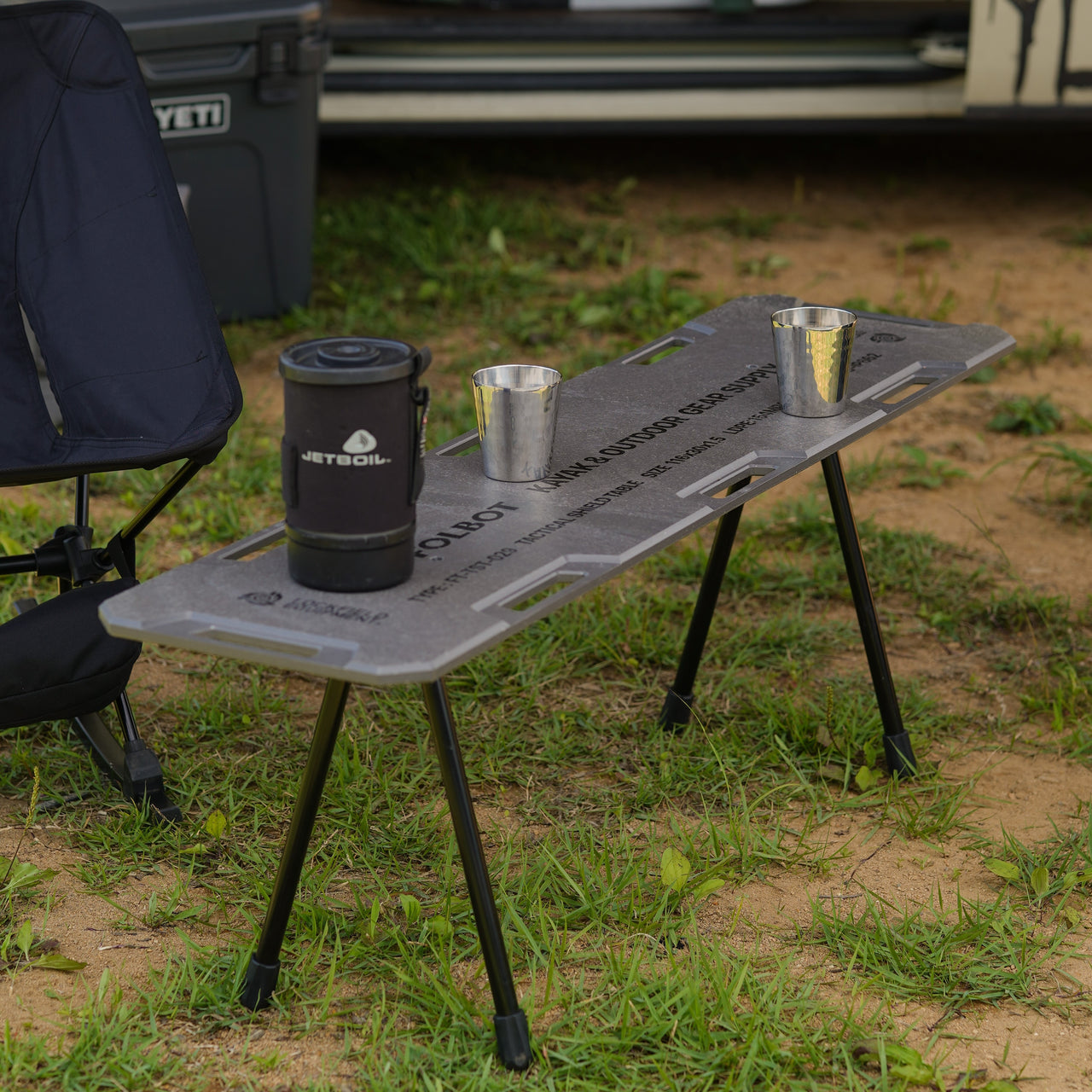 TACTICAL SHIELD TABLE – FOLBOT